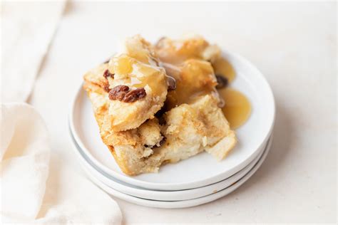 Simple Bread Pudding Recipe Simple And Easy Bread Pudding Bake To The