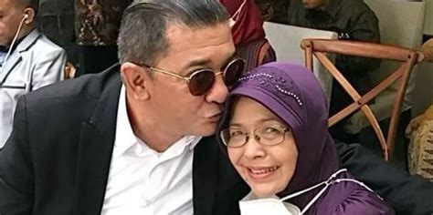 Sama Sama Cantik Intip Deretan Foto Cut Tari Bersama Sang Ibunda Yang Jarang Tersorot