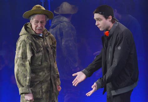 Николай Ефремов отказывается принимать лекарства