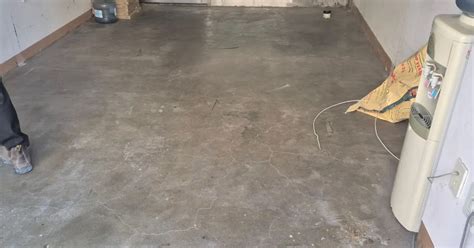 시간도 잘지켜 주시고 너무 깔끔하고 작업도 금방 마무리 되었어요 사장님 너무 친절하시고 설명도 잘해주셔서 좋았습니다 철가할일