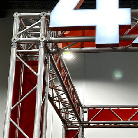 Trussing Up Retail Bcfs Creative Use Of Truss For Eye Catching Displ