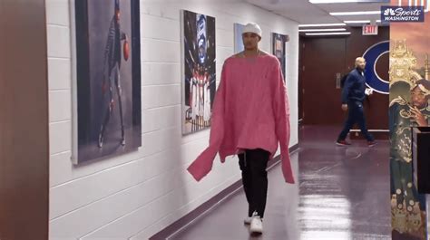 Kyle Kuzma Struggles To Defend Himself On Ig Over Giant Pink Sweater
