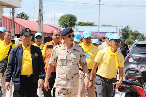 Nbt Connext ผู้ว่าราชการจังหวัดสงขลาเป็นห่วงประชาชนหลังน้ำลด รุดให้กำลังใจชาวเทพา ร่วมประกอบ