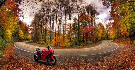 Ride The Tail Of The Dragon Americas Most Exciting Drive