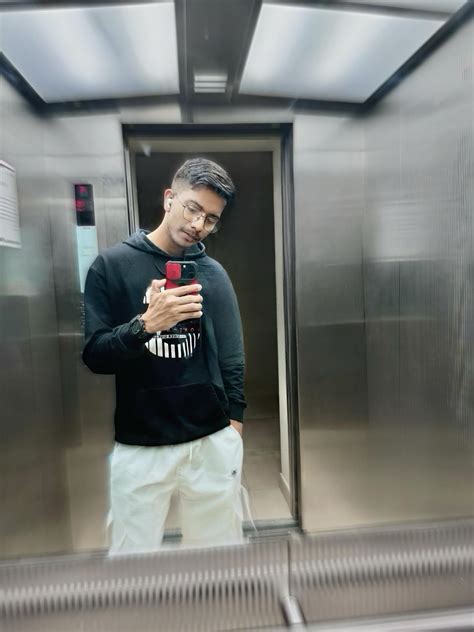 Alan Reji Alanrejik • Threads Say More