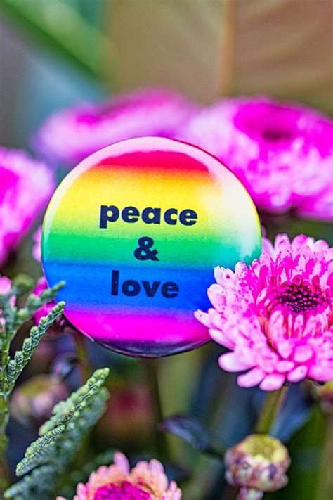 Button Center Colors Falling In Kostenloses Foto Auf Pixabay Pixabay