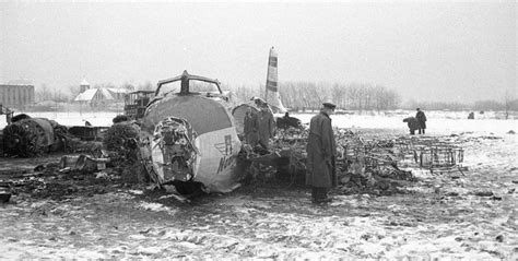 Crash Of A Douglas Dc 6a In New York 20 Killed Bureau Of Aircraft