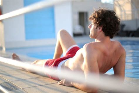 Best Benefits Of Sunbathing And How It Contributes To Your Body