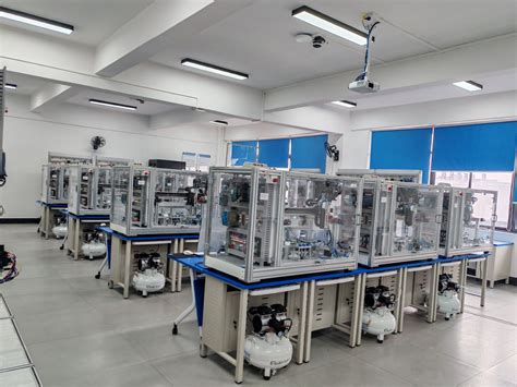 智能工厂数据采集与监控平台（scada）机电一体化仿真实训平台 人工智能学院 现代产业学院