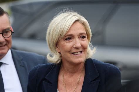 Obsèques De Jean Marie Le Pen Jordan Bardella Et Son Ex Marion