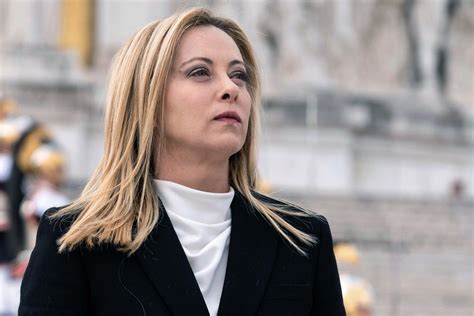 Giorgia Meloni Lincontro Con Kais Saied Fa Infuriare Le Opposizioni