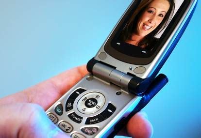 Ini Alasan Ilmiah Kenapa Wanita Suka Kirim Foto Seksi Ke Pasangan