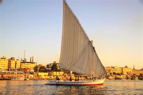 三角形帆船图片 三角形图形创意图片 大山谷图库