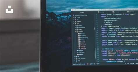 코드를 보여주는 노트북 컴퓨터 사진 Unsplash의 무료 코드 이미지