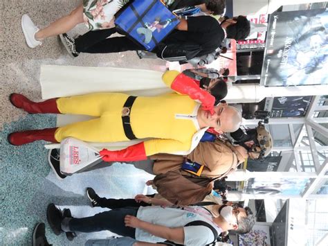 An Awesone One Punch Man Cosplay By Bitesizedbryan One Punch Man