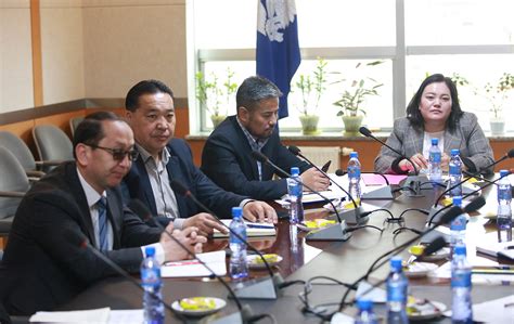 Хүний эрхийн төлөв байдлын тайланг хэлэлцлээ