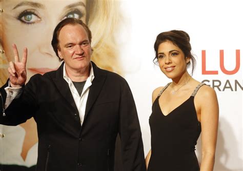 Quentin Tarantino Marries Singer And Model Daniella Pick Sun English