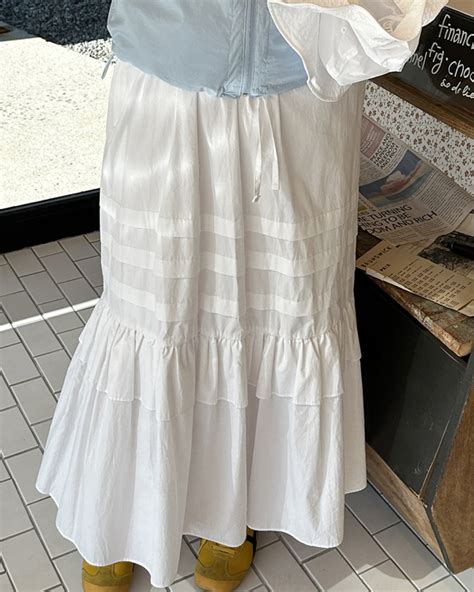 나인투식스 캉캉 밴딩 롱 스커트 위시버킷