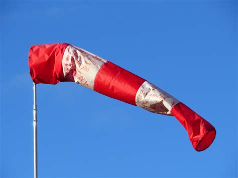 Best Flags For High Wind Areas At Mabel Ayers Blog