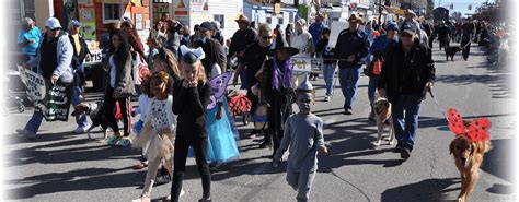 West Side Nut Club Fall Festival | Evansville, IN - PET PARADE