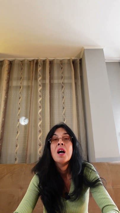 Защо бившият ви обижда Youtube