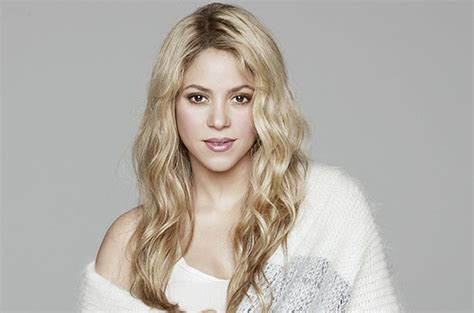 Shakira Biography Music And World