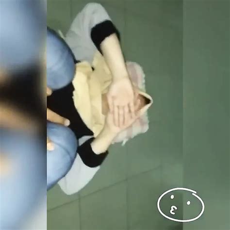 Tudung Pink Luar Kawasan Tetek Gebu Kissing Porn Feat Xsailli XHamster