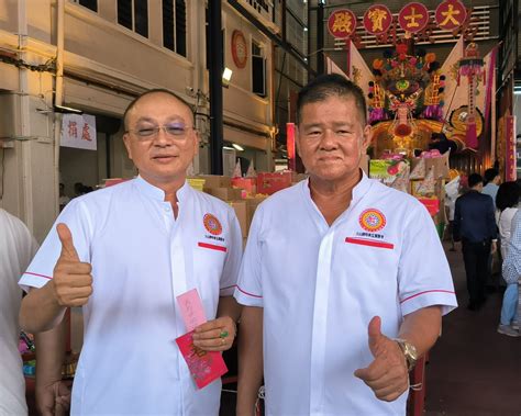 大山脚埠众盂兰胜会掷筊 李金峰当选正炉主光华日报 1910年创刊 创新每一天生活