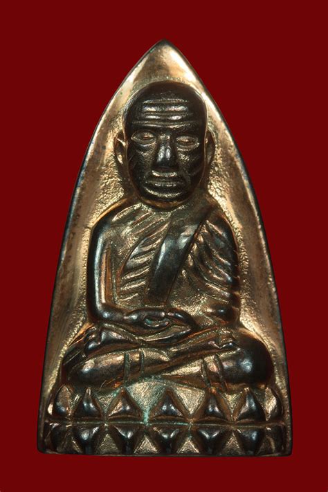 หลวงพ่อทวด เนื้อนวะโลหะ 1 ใน 99 องค์ รุ่นสร้างกำแพงเจดีย์ วัดพุทธาธิวาส ปี 48 โค๊ตสวย ๑๑