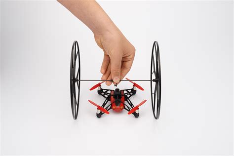 Rolling Spider Le Nouveau Minidrone De Parrot