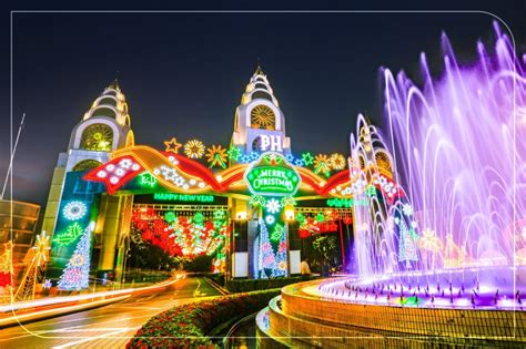 បុរី ប៉េង ហួត របស់ឧកញ៉ា ថៃ ជាហួត តុបតែងខ្លោងទ្វារយ៉ាងស្រស់ស្អាត អបអរបុណ្យគ្រឹស្តម៉ាស