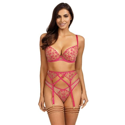 Get Flirty With 2025s Hottest Lingerie Styles At The Perky Lady The
