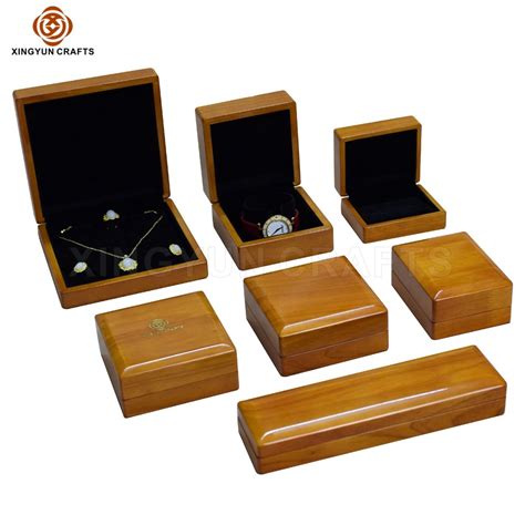 Custom Real Wooden Jewelry Set Package Box Maple Glossy Finish Small