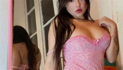 밀프 전용 팬 유출 빨간 란제리 자신을 만지다 xHamster