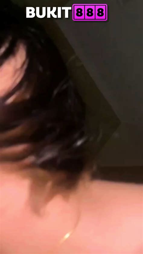 Tiktoker Cantik Ngewe Bareng Pacar Dan Live Di Hotel