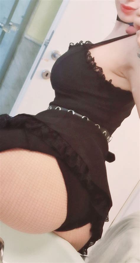 I Spread My Legs For You You Spread Your Cum On Me Rfertilegirls