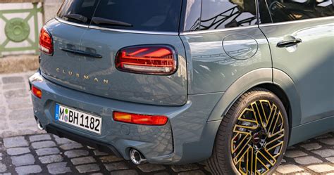 Mini Clubman Untold Edition Lallestimento Speciale “di Classe”