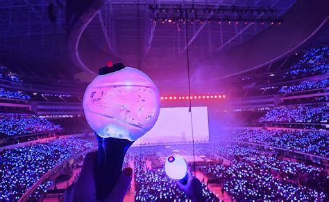 Neos Blog Tại Sao Lightstick Tại Concert Có Thể đổi Màu Ai Là Người