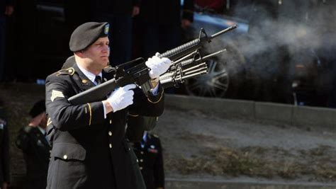 21 Gun Salute The History And Meaning Of A Military Tradition