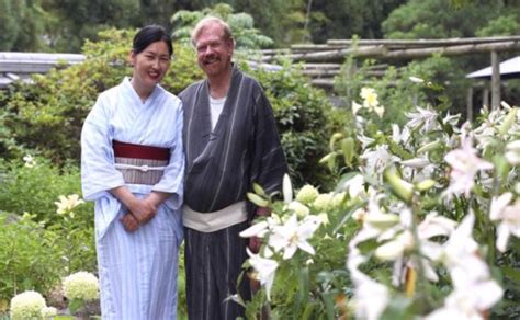 Ц Оюунгэрэл сайдын хуримын ойн гоёл