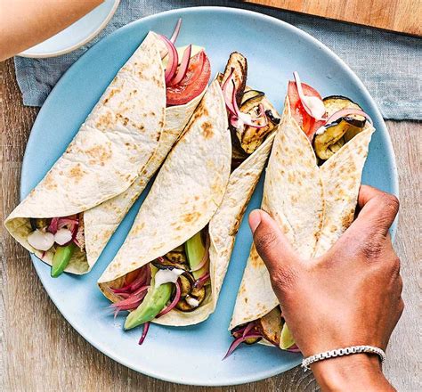 Chicken Wraps Good Food Middle East