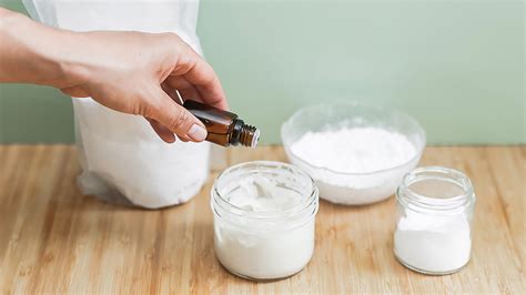 How To Make Your Own Toothpaste Natural Toothpaste Recipe