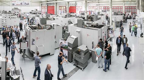 Technology Meets Tradition Industry Meeting At The Hermle Open House