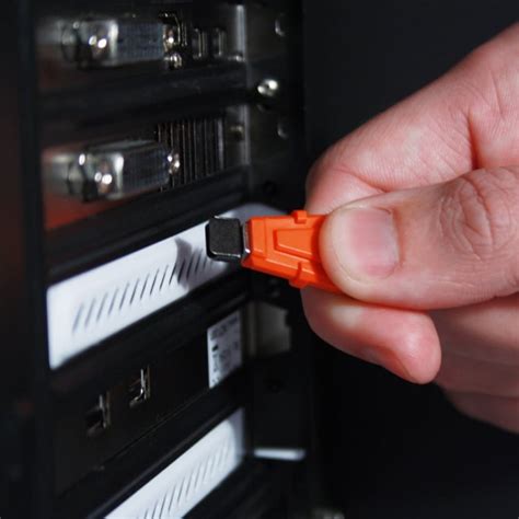 Port Blocker Key With X USB Type C Thunderbolt Port Blockers From LINDY UK