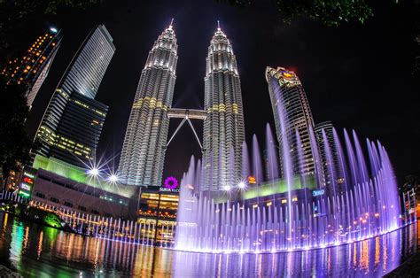 夏日旅游 马来西亚旅游和美食的天堂