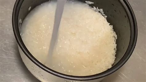 How Is Boiling Used As A Rice Cooking Technique In Filipino Cuisine