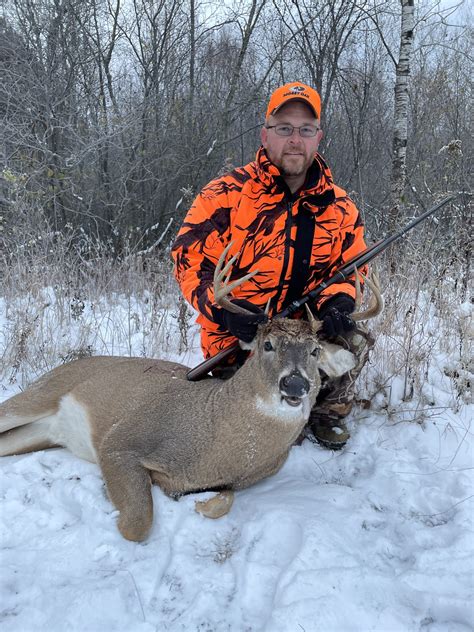 10 Pointer In Depth Outdoors