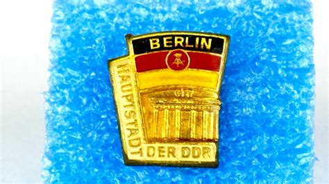 Odznak Ddr Berlin Hauptstadt Der Ddr Berlín Hlavní Město Ndr Aukro