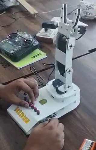 Robotic Arm Trainer Kit At ₹ 15900 In Pimpri Chinchwad Id 2854708786933