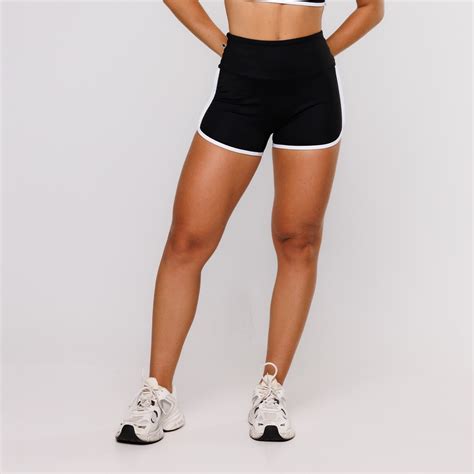 Short Lumi Preto Avvi